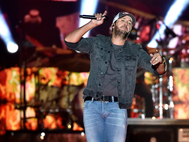 Luke Bryan Addresses Backlash Over Appearing With Ron DeSantis - Delta ...